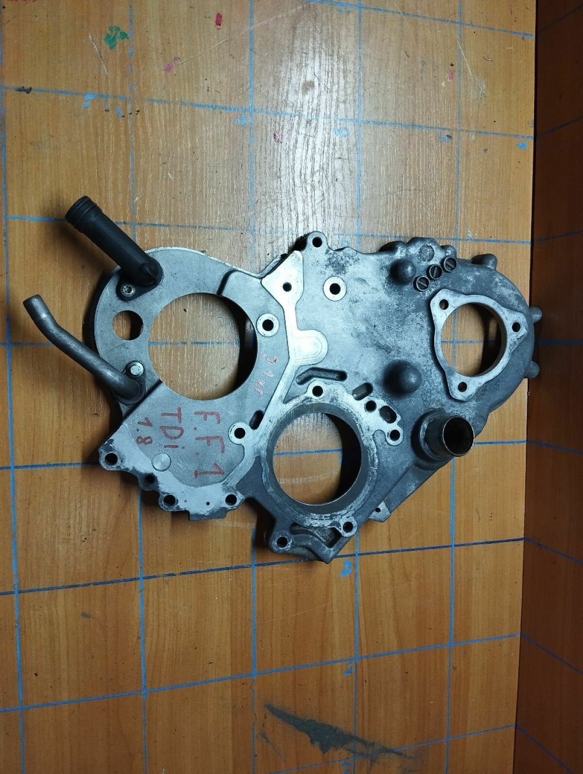 Крышка двигателя передняя Ford Focus 1 Б/У с пробегом