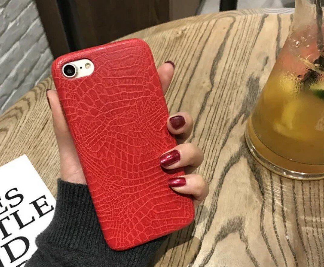 Чехол-накладка MyPads на iPhone 7 4.7 / iPhone 8 / iPhone SE 2 (2020) / Apple iPhone SE3 2022 красный