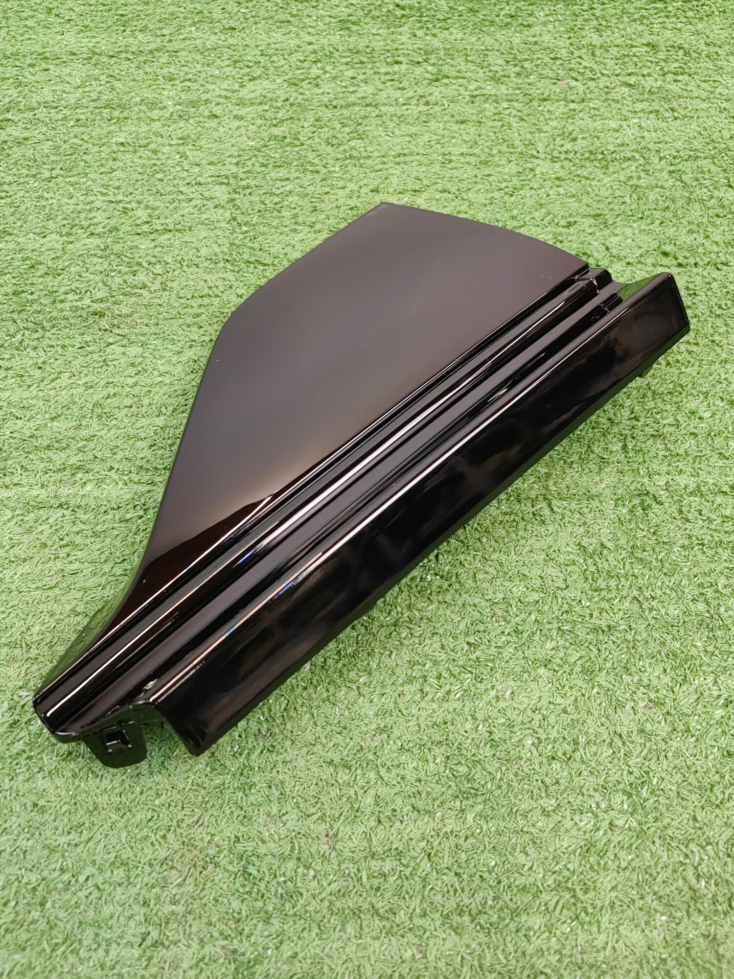 Changan Накладка заднего бампера левая Changan Uni-V C281F2713031601