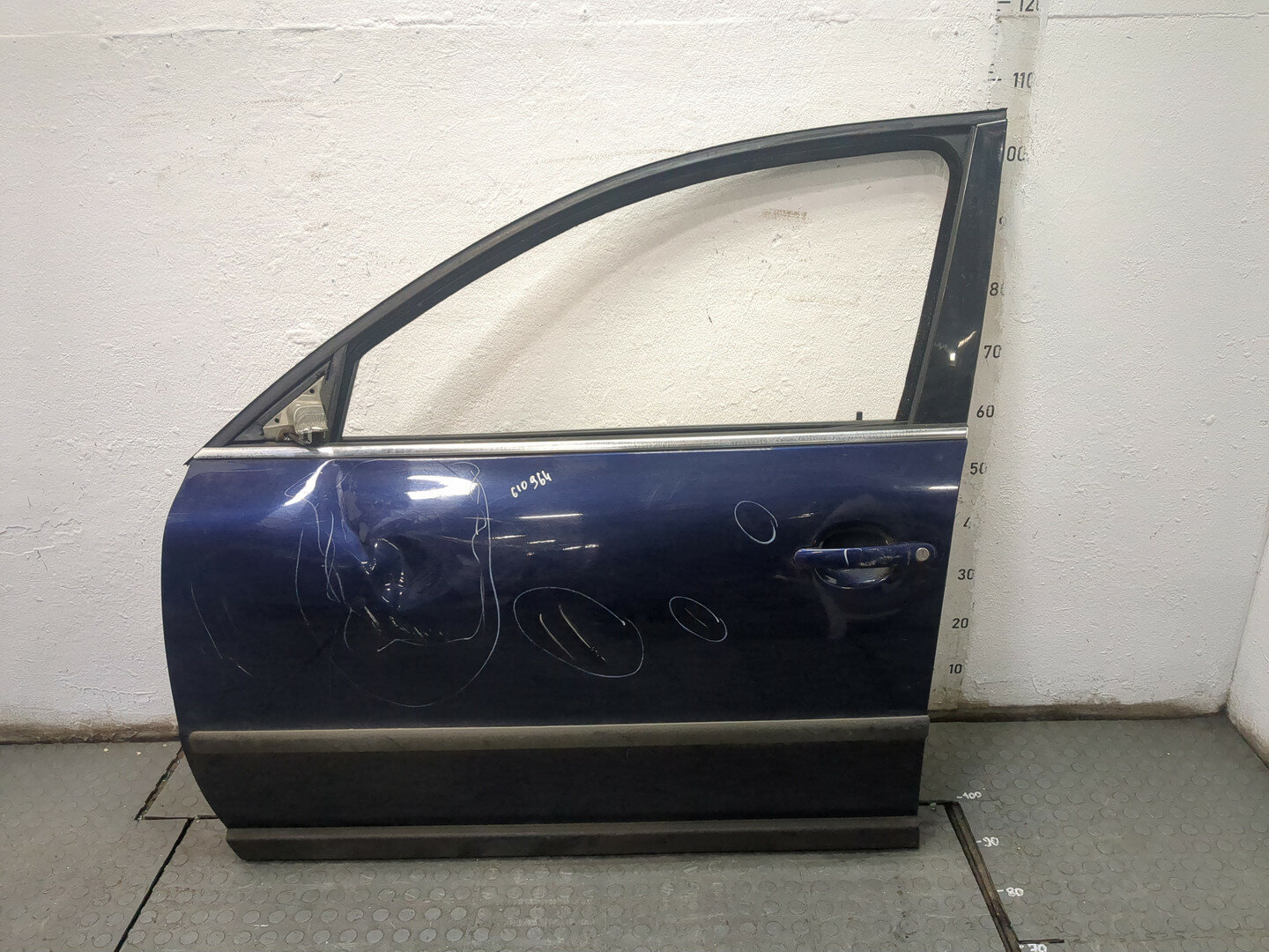 Дверь боковая (легковая) левая передняя Volkswagen Passat 5 Б/У