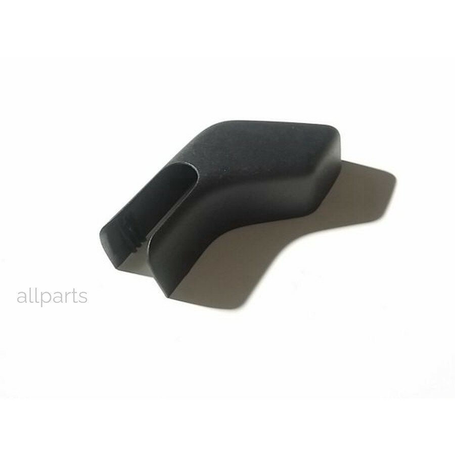 VOLVO 30753640 Крышка