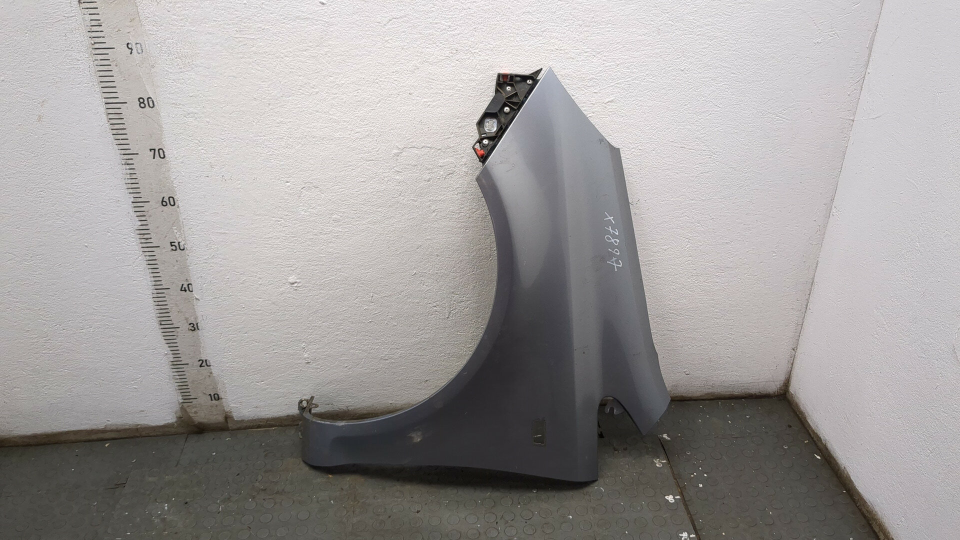 Крыло левое переднее Opel Corsa D Б/У