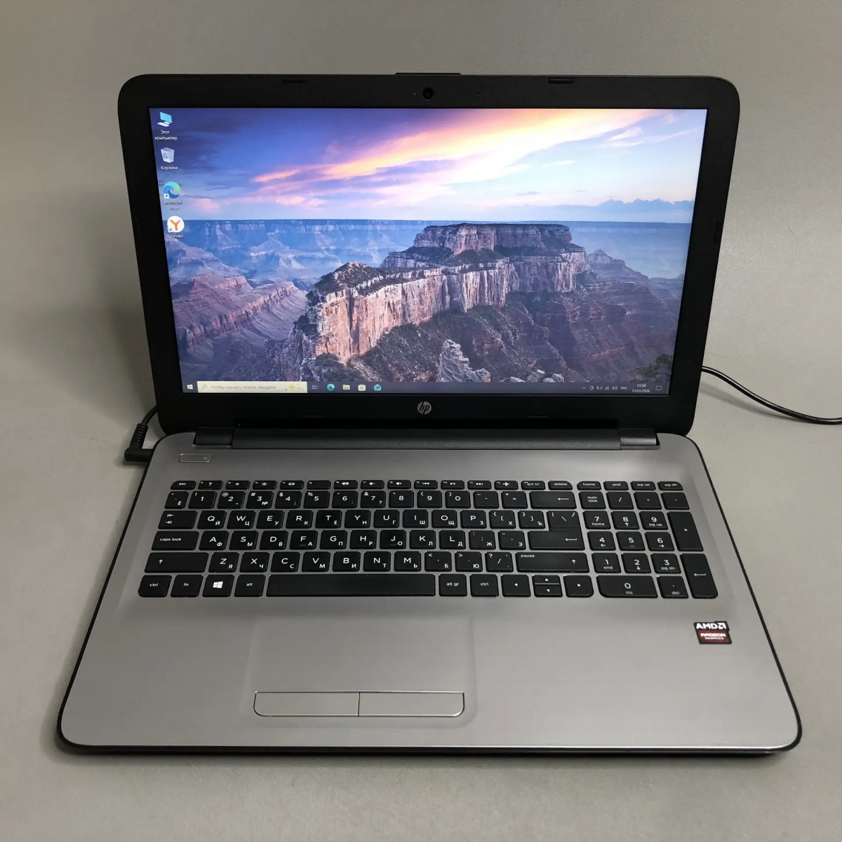 15.6'' FHD Ноутбук HP 15-ba028ur (P3T34EA) серый