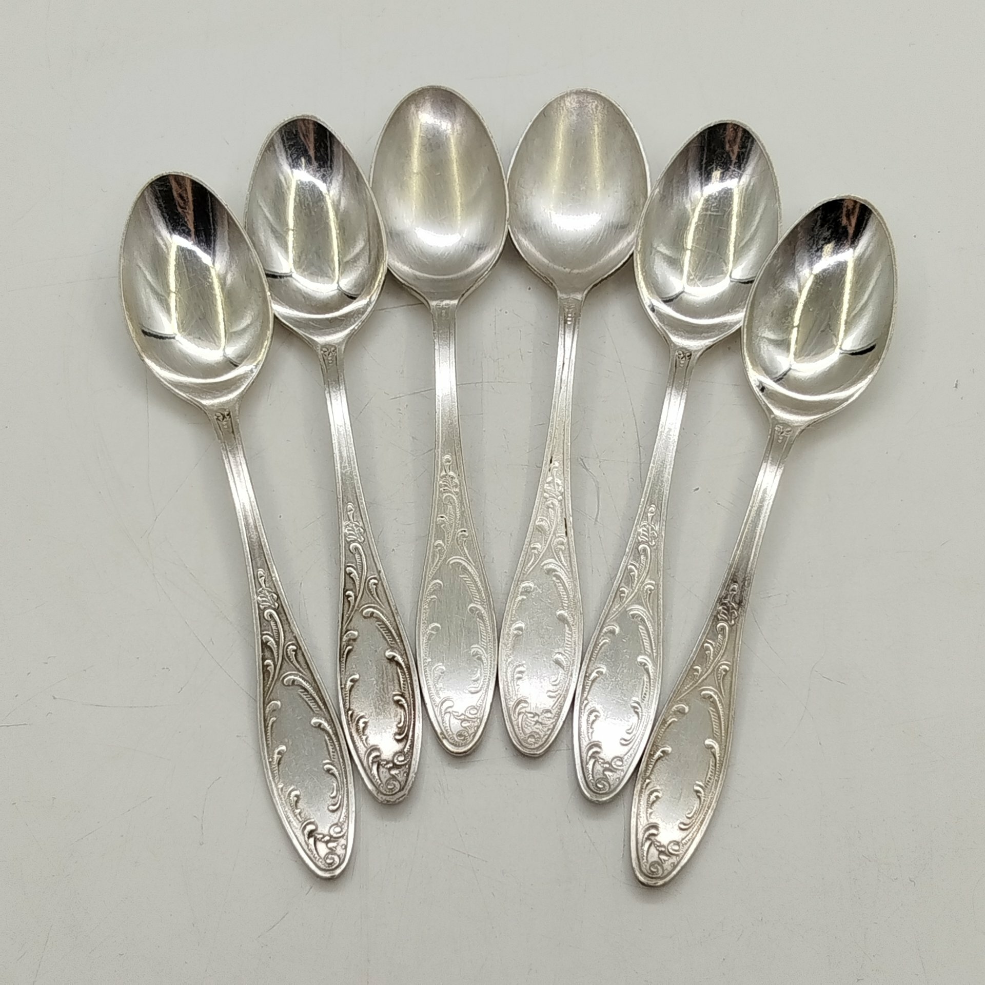 Набор из шести чайных ложек "Пламя" (в подборе), мНЦ (медь-никель-цинк), СССР