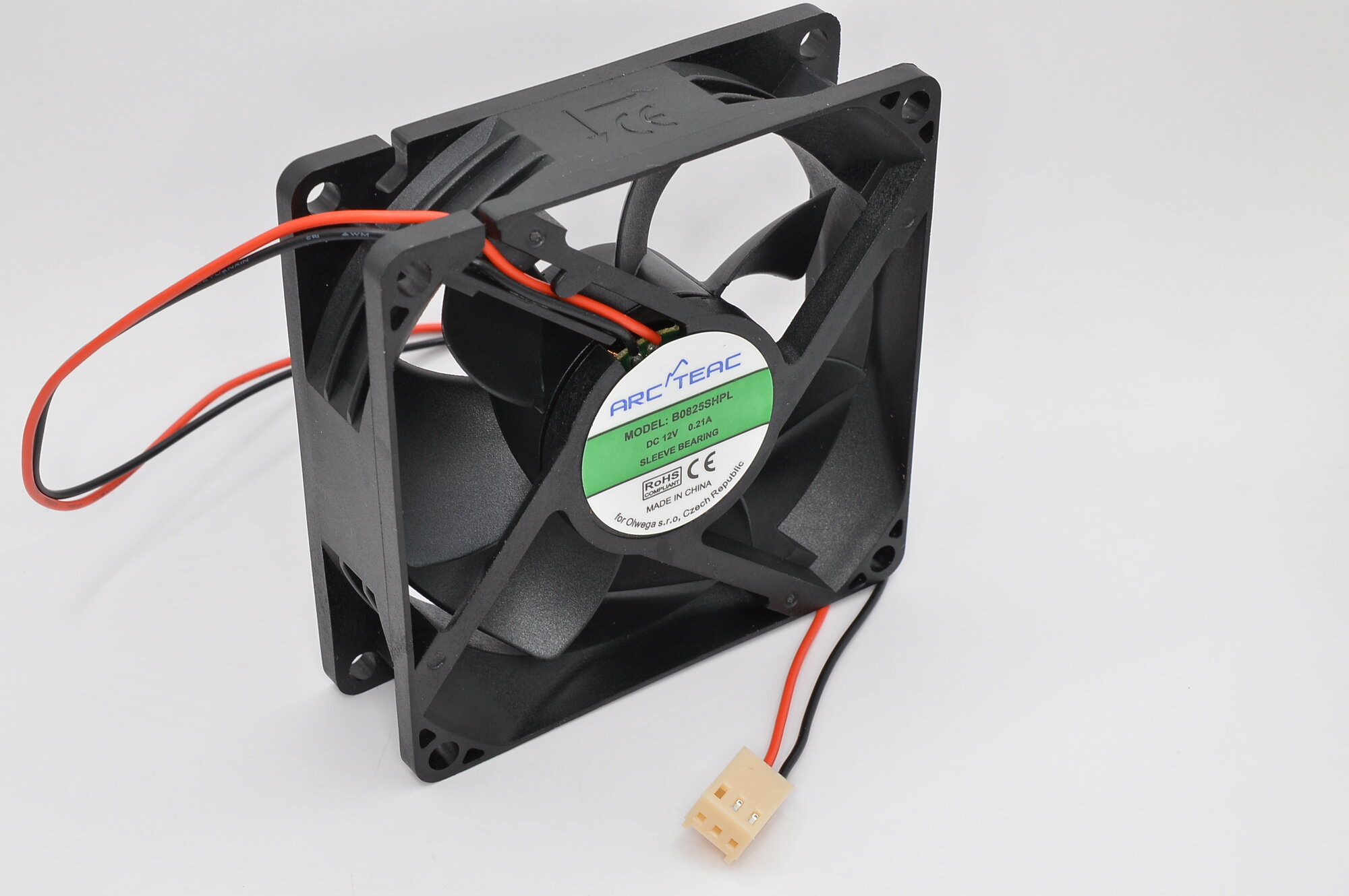 Вентилятор осевой ARCTEAC B0825SHPL-PC3 12В DC 80х80х25мм, подшипник скольжения, разъем 3-PIN