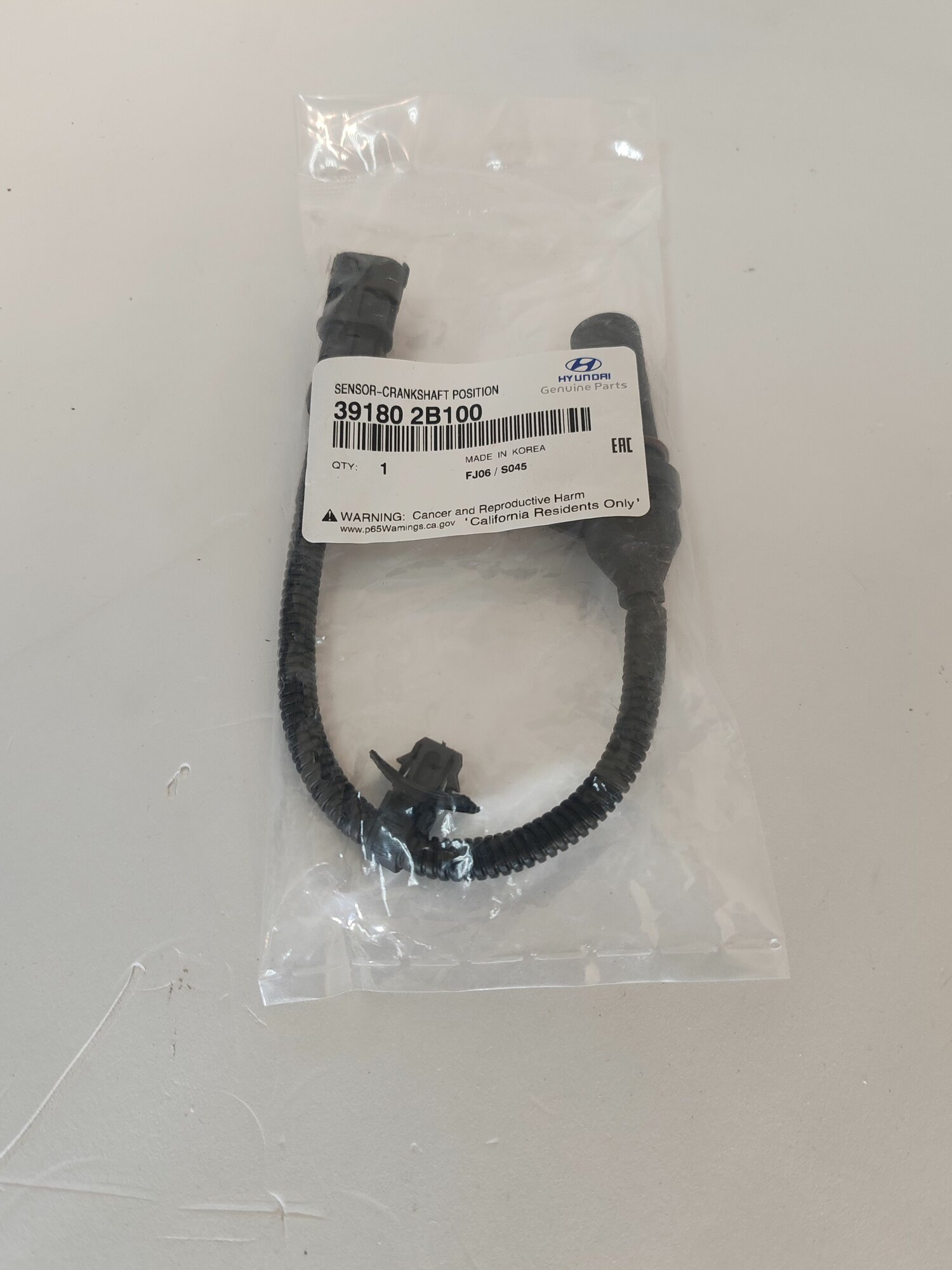 Датчик положения коленвала (Crankshaft Position Sensor) Hyundai 391802B100
