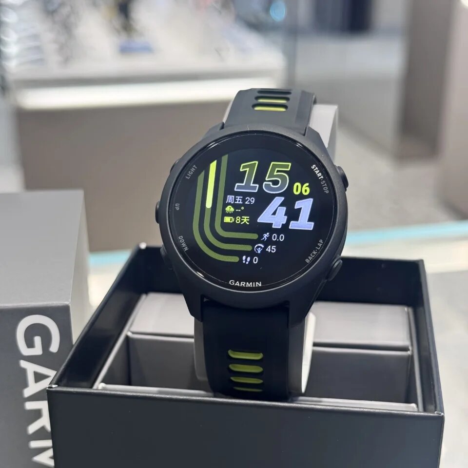 Garmin Forerunner 170, Черный — фото 1
