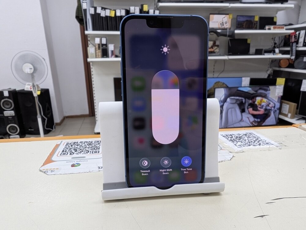 Смартфон Apple iPhone 13 Mini 128Gb Б/У Уценка — фото 1