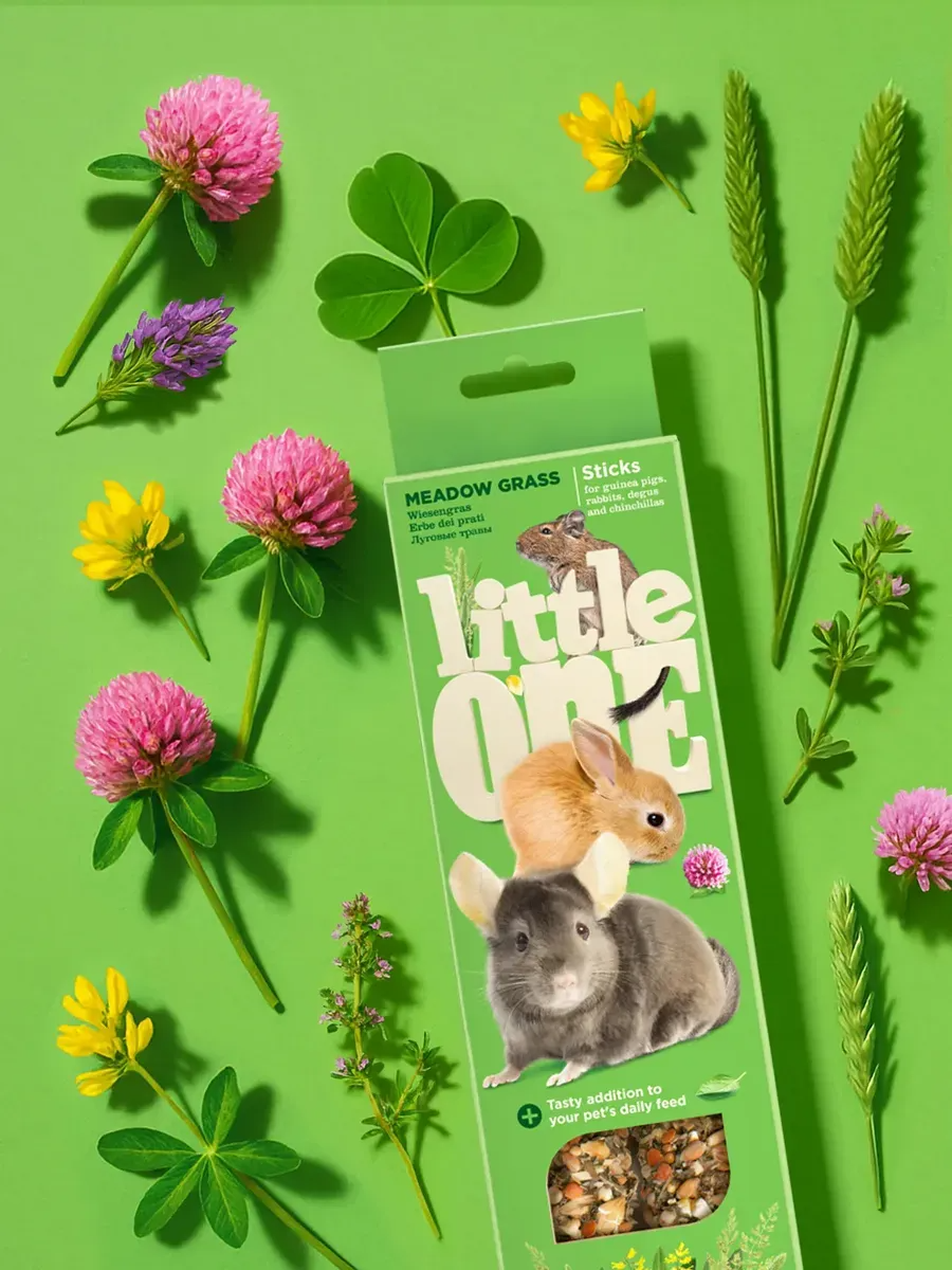 Палочки LITTLE ONE для морских свинок, кроликов, дегу, шиншилл и мышей с луговыми травами, 8 пачек по 2х60 г
