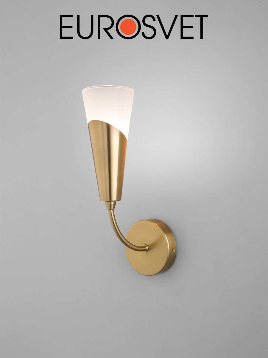 Бра / Настенный светильник Eurosvet Rhyton 60167/1, E14, 60 Вт, цвет латунь