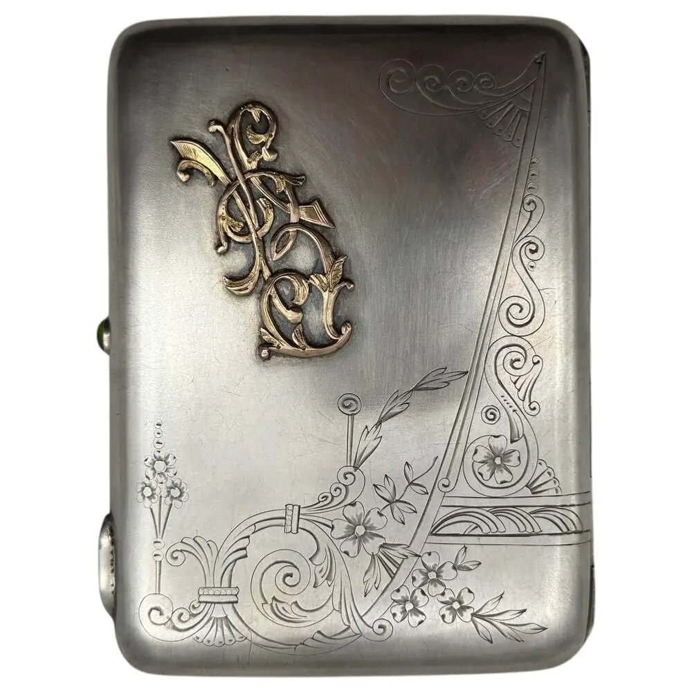 Портсигар "Поручику И. В. Злобину" серебро 0.84, золото, 1908 г. П. Баскаков (ПБ), Российская империя