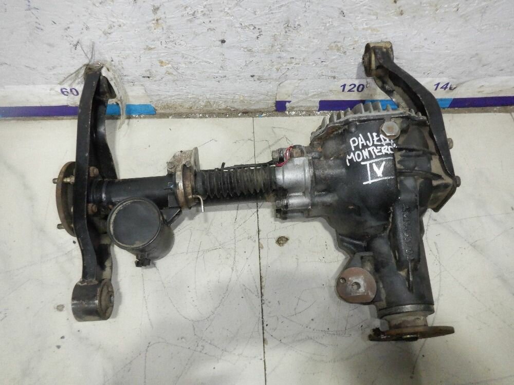 Редуктор переднего моста Mitsubishi Pajero IV