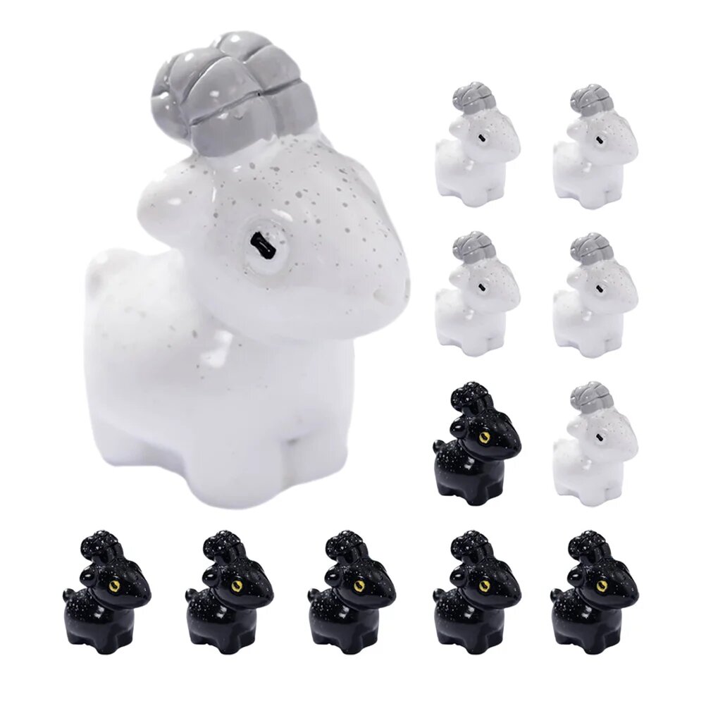Миниатюрные фигурки коз из резины