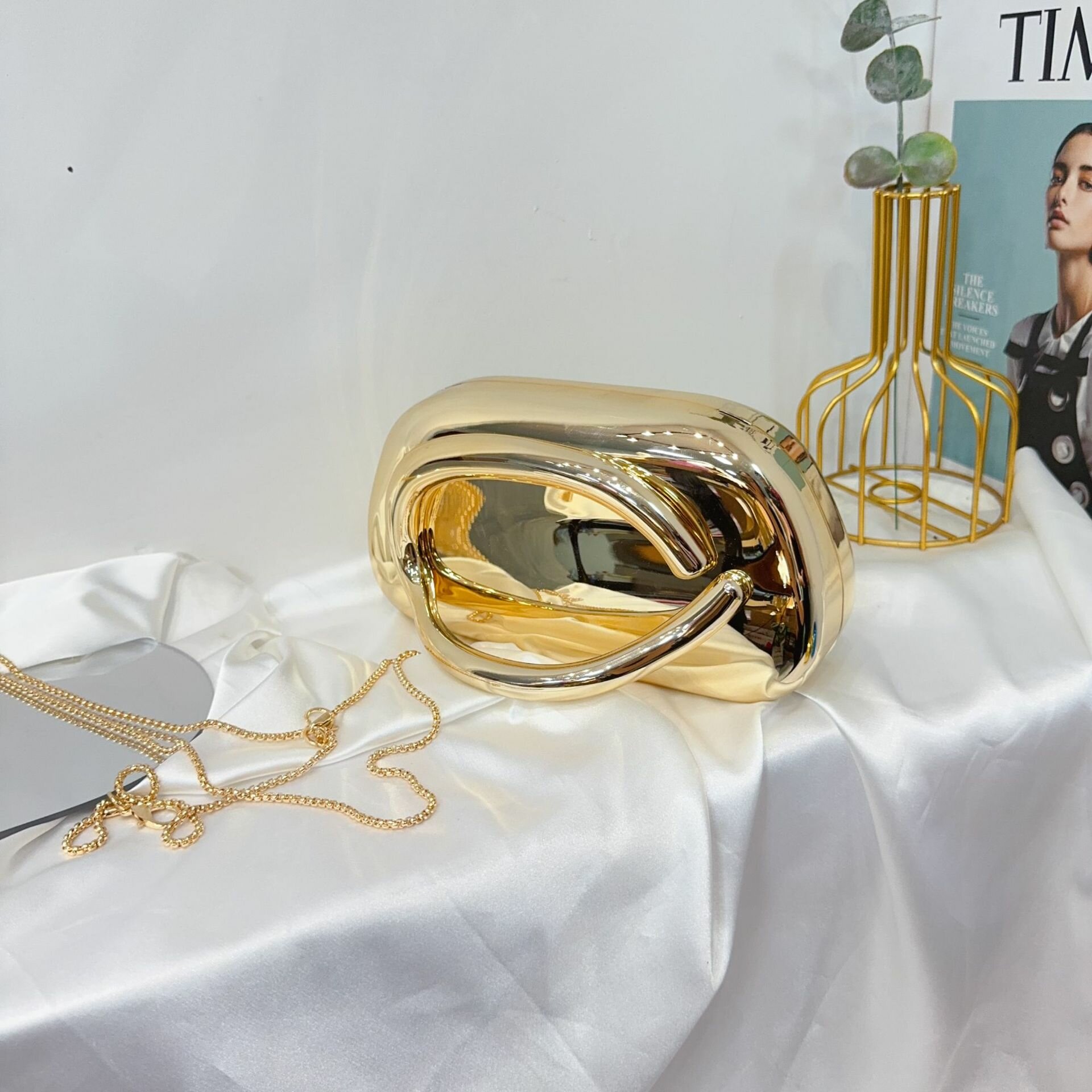 Классическая круглая сумка-клатч в европейском и американском стиле, вечерняя сумка из акрила, винтажная металлическая ручка, одно плечо, кроссбоди