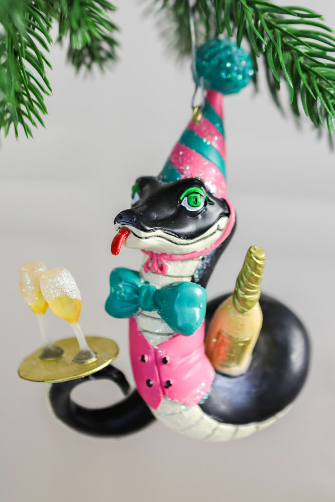 Ёлочная игрушка змейка фанки В короне, полистоун, 10 см, Goodwill TR20651-1