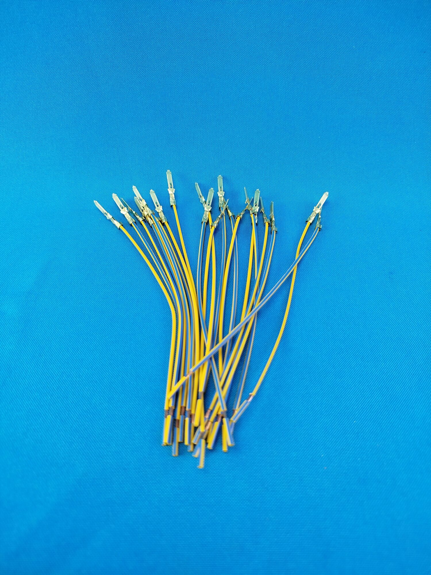 Контакт штыревой "SLON" серия 2,8 обжатый с проводом, фиксацией (20шт)