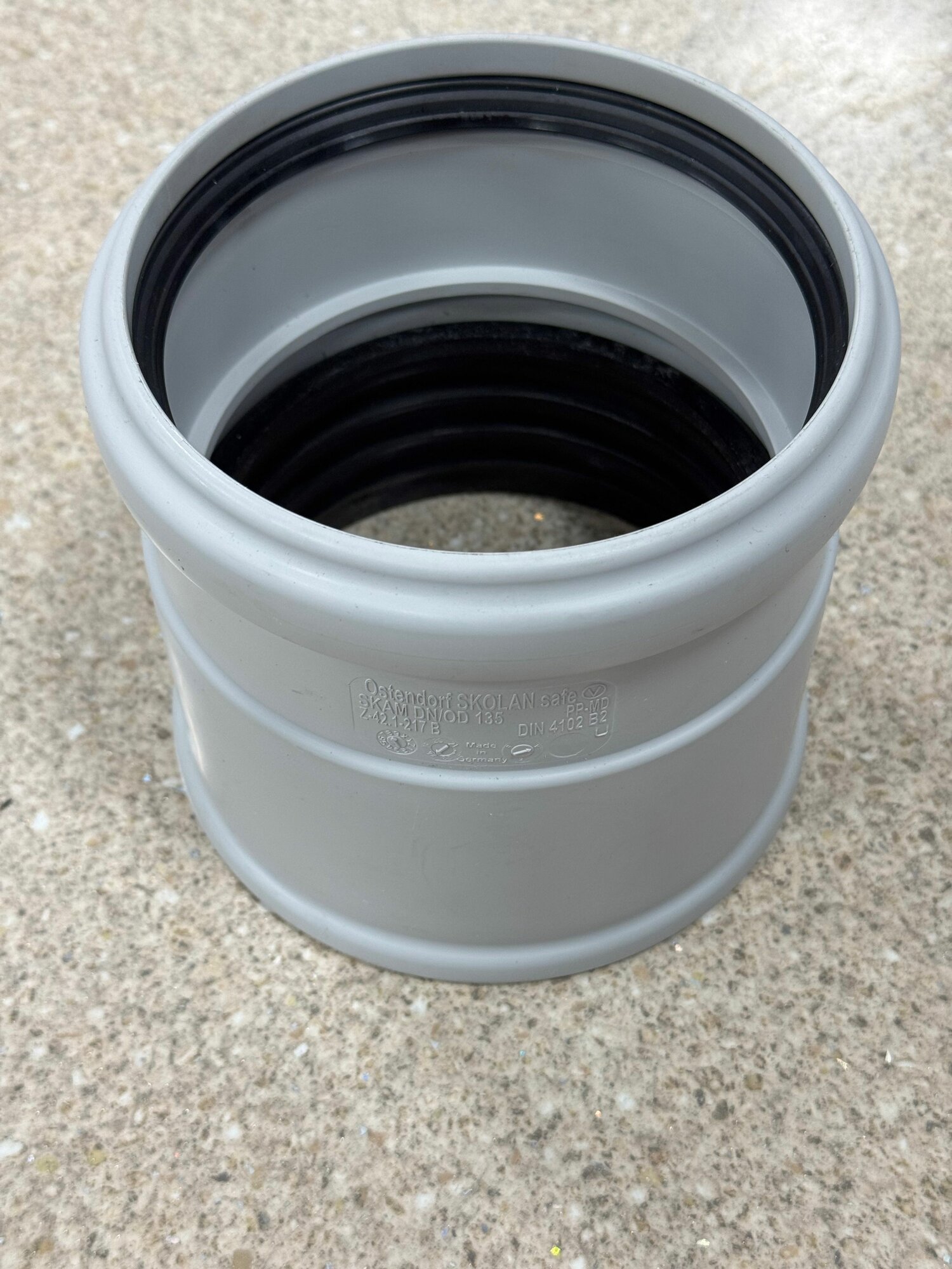 Муфта 135 насадная с манжетой 125 Ostendorf Skolan Safe бесшумная