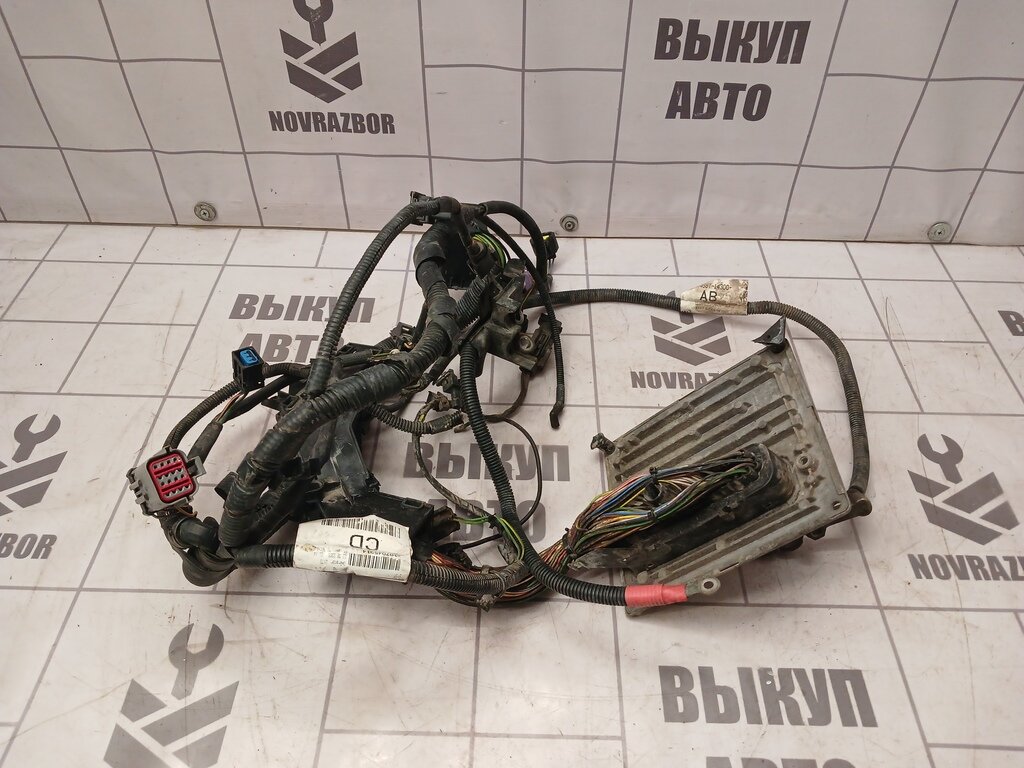 Блок управления двигателем Ford Fiesta 2001-2007