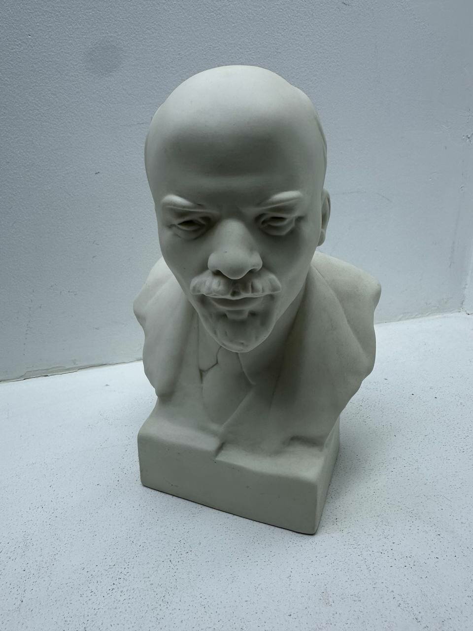 Бюст Ленина В. И. ЛФЗ, СССР, Бисквит, 1975 -1985 г, высота 24 см