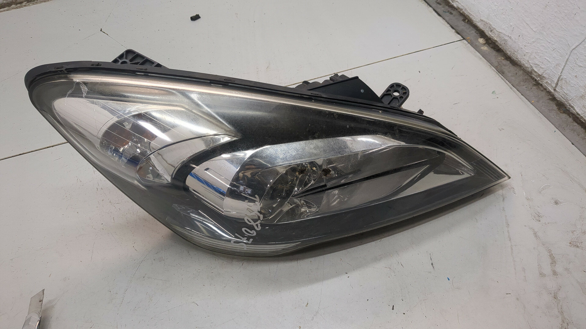 Фара (передняя) правая КИА Ceed Б/У