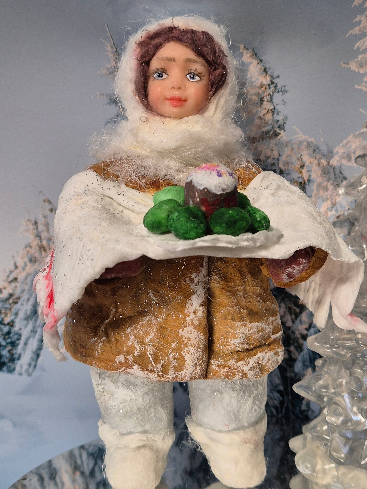 Елочная игрушка "Девочка. Пасха" Affavatta, ручная роспись, вата, цвет зелёный, высота 12 см