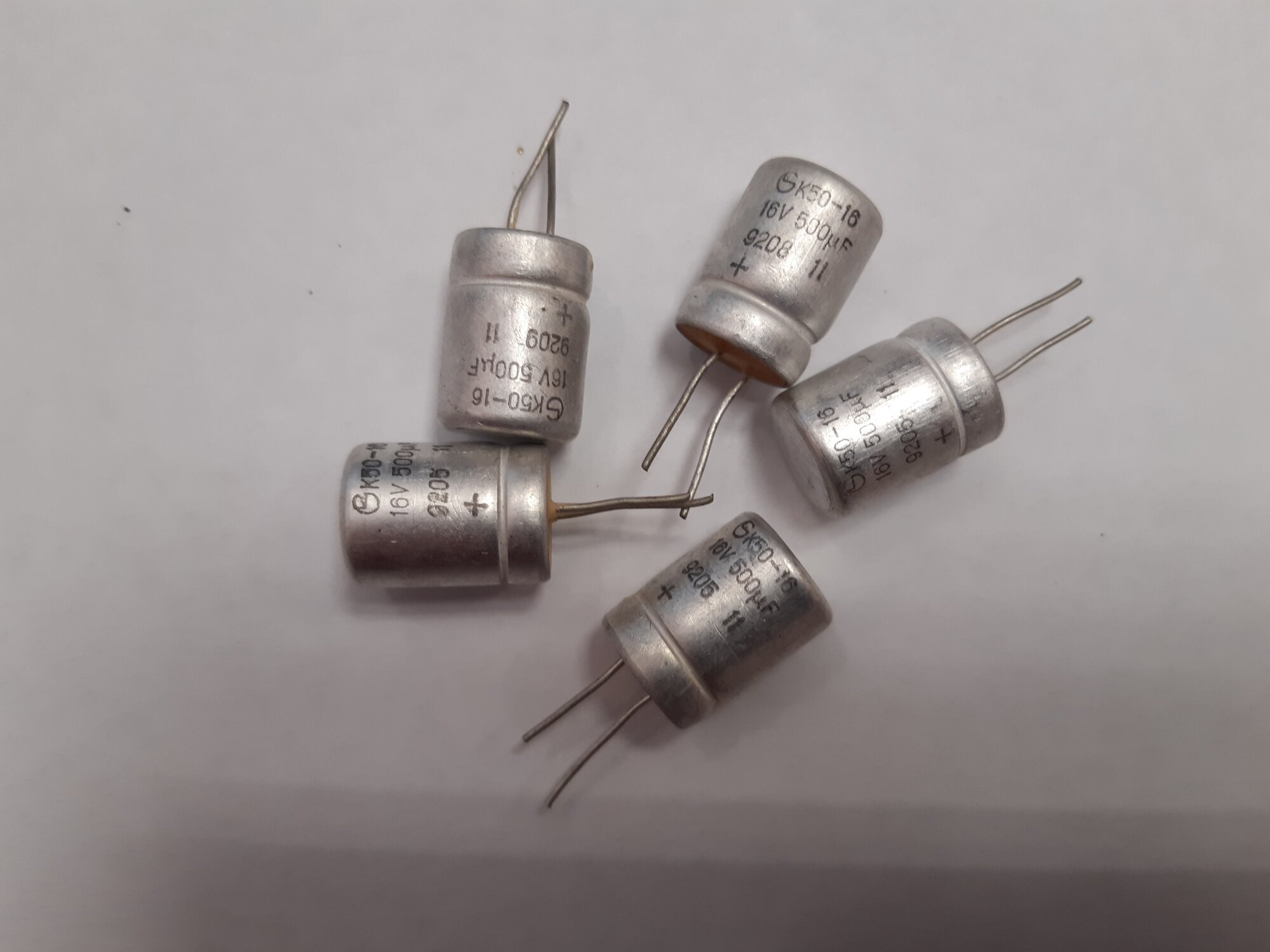 Конденсатор К50-16 16V 500mF 1992г. (комплект 5 штук)