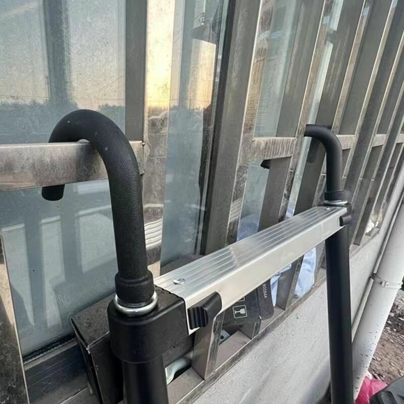 Крюк для лестницы на крышу