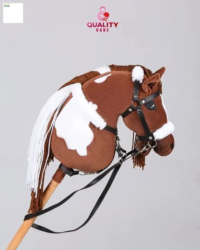 Хоббихорс для детей 70 см коричневого цвета из плюша и дерева для активных игр на свежем воздухе