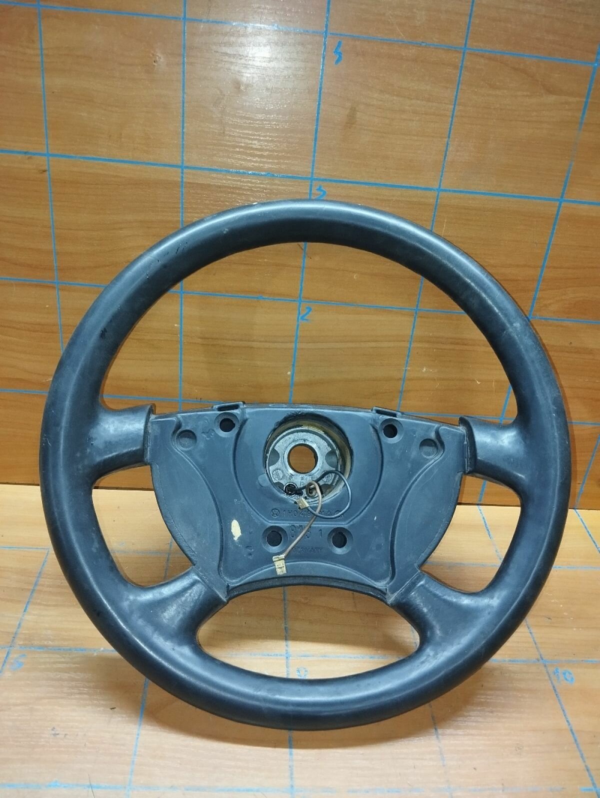 Руль Фольксваген Гольф 3 1,8 Б/У с пробегом