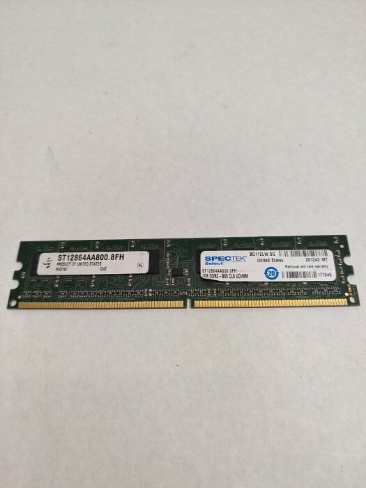 Оперативная память DDR2 1Gb PC2-6400 Spectek ST12864AA800.8FH