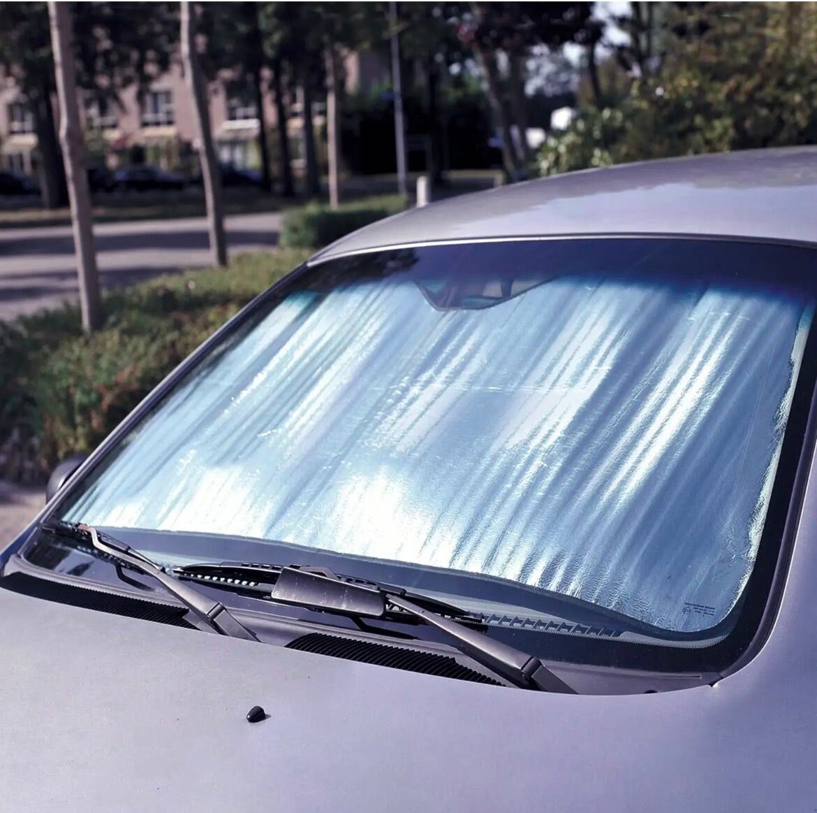 Экран солнцезащитный для авто 130х60см