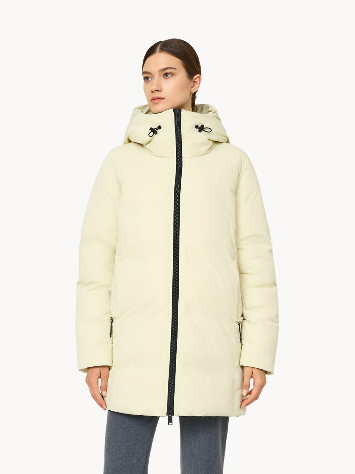 Пуховик B0023548