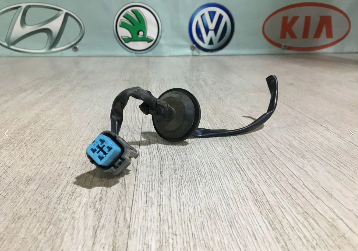 Разъем 4х конт бензонасоса Солярис Рио 3, б/у