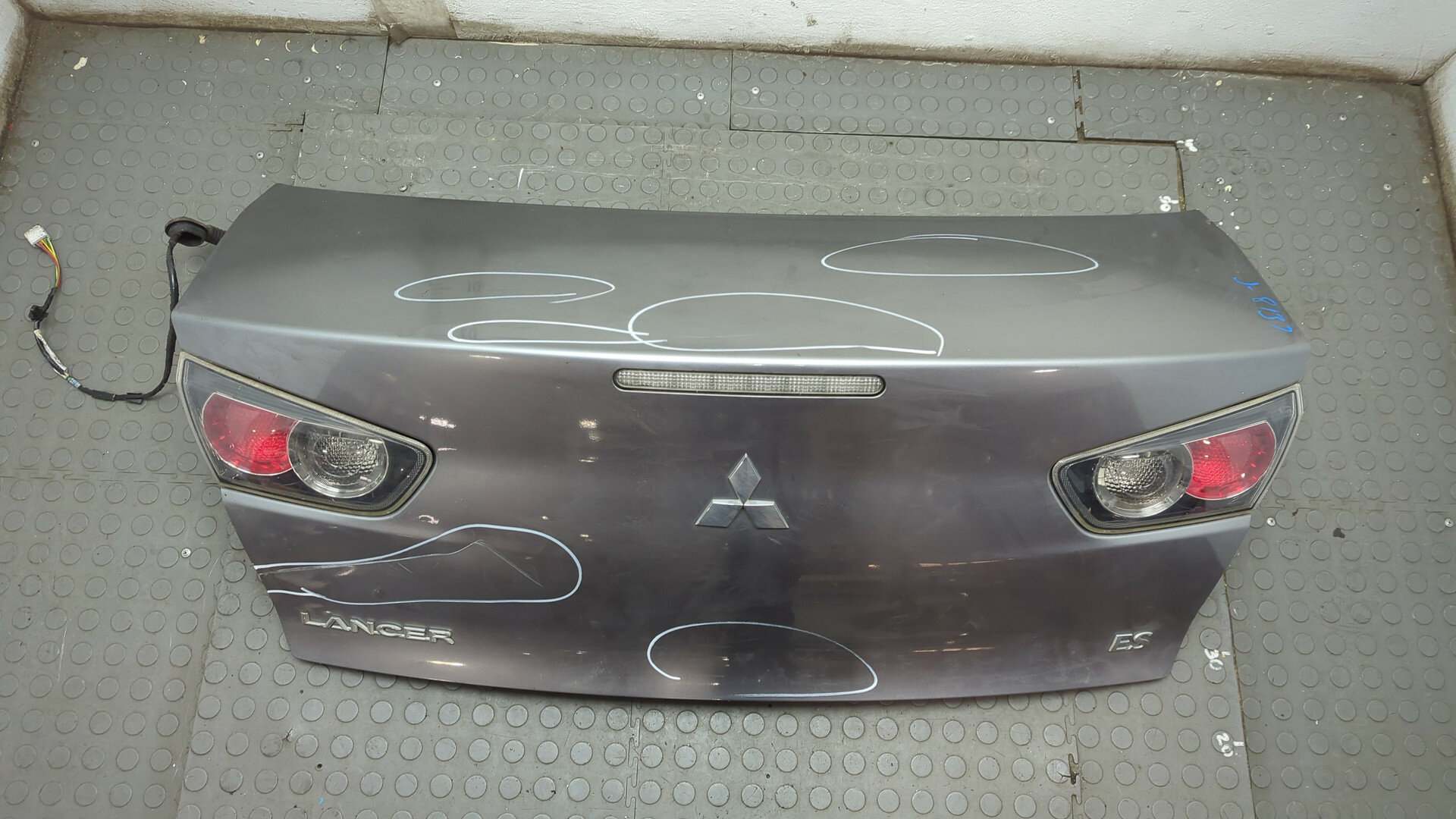 Крышка (дверь) багажника Mitsubishi Lancer 10 Б/У