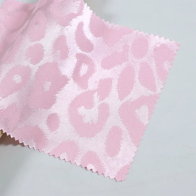 Полиэстер жаккардовая ткань с леопардовым принтом Розовый, pink