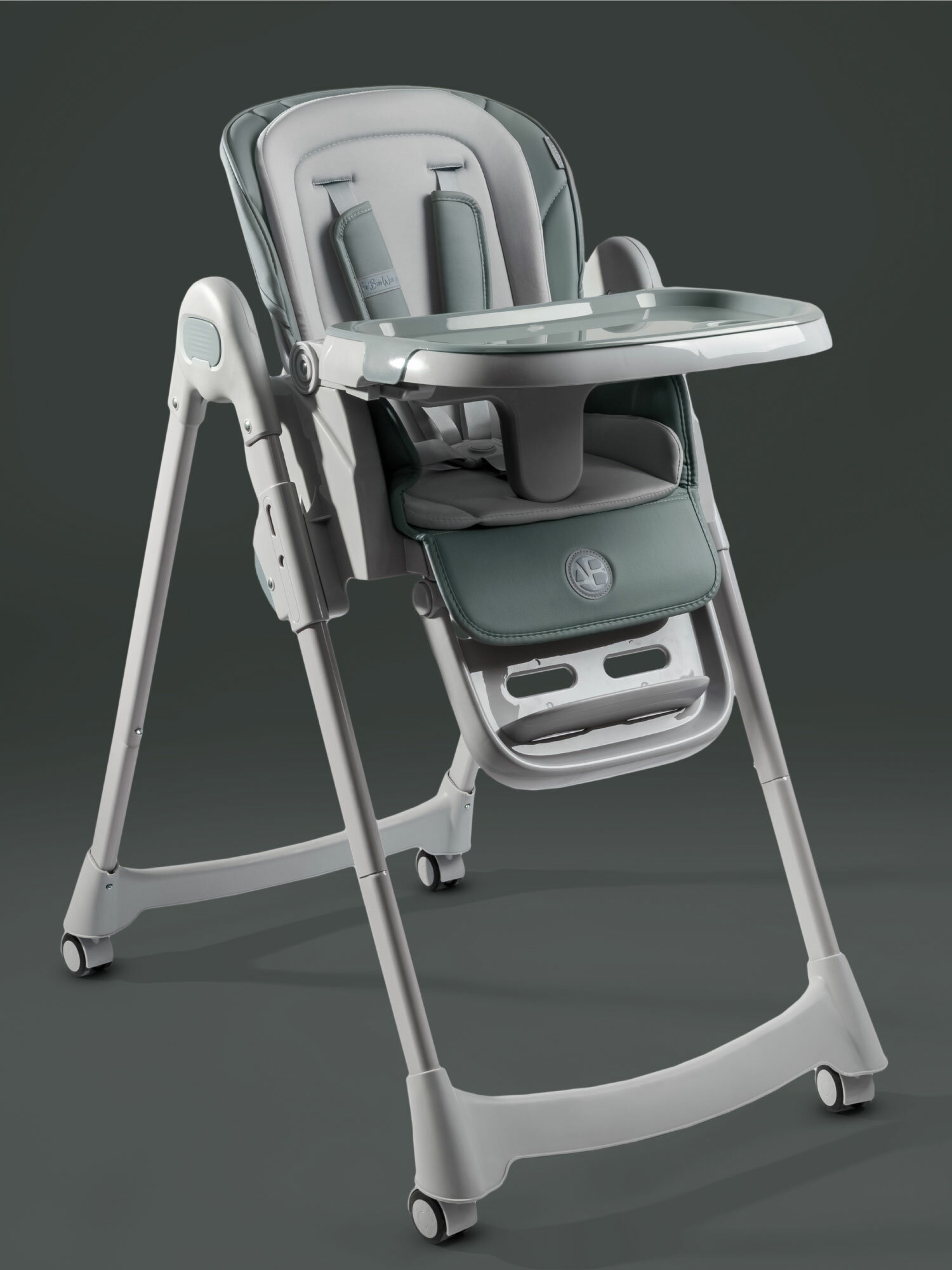 Стульчик для кормления Amarobaby Yummy зеленый