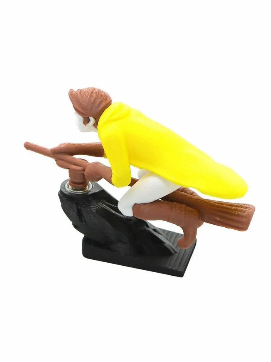 Фигурка на капот Ведьма, дрифтующая вместе с автомобилем мужчина , высота 7.8 см