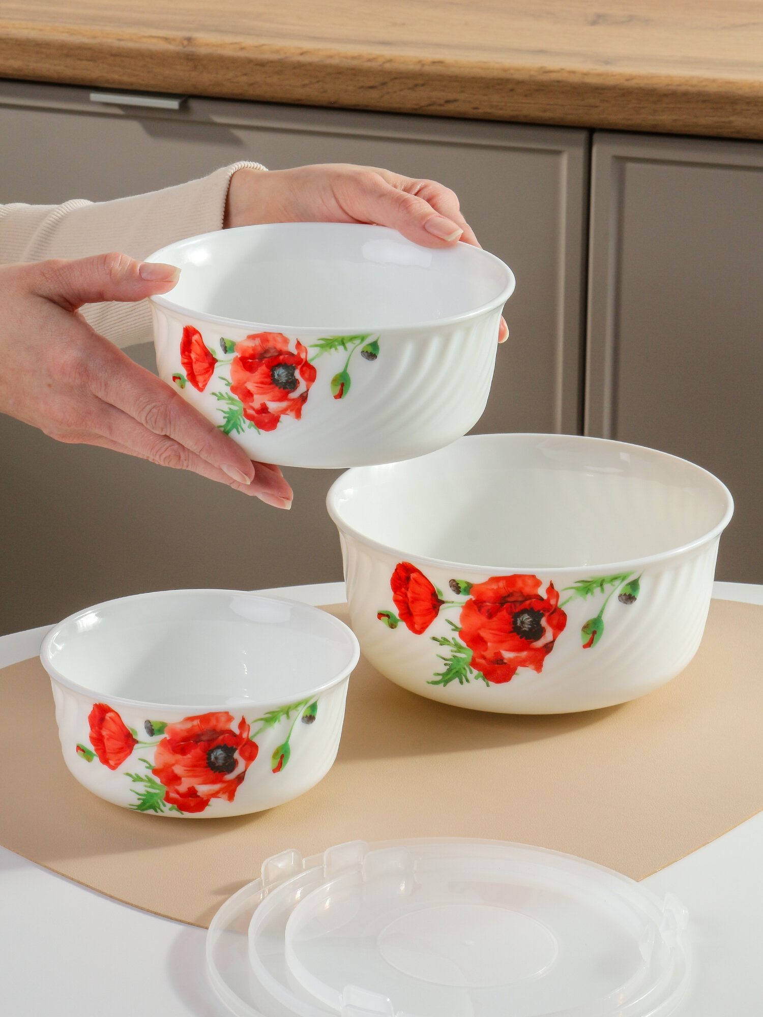 Daniks Набор салатников с крышкой стеклокерамика 3 шт, Алый мак