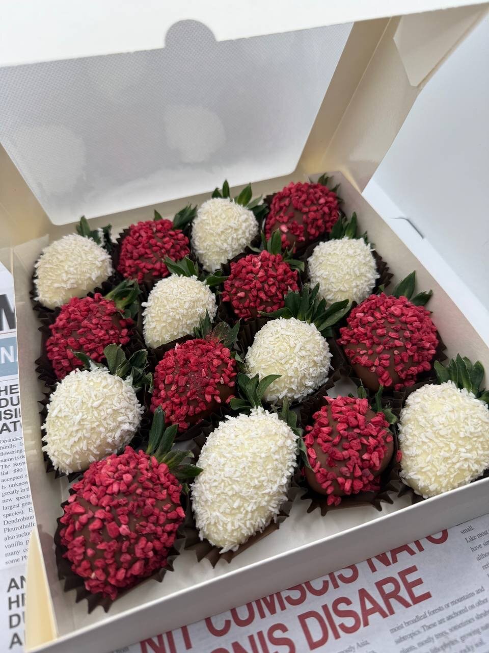 Клубника в шоколаде Choco_choco, 16 штук, на день рождение/в подарок