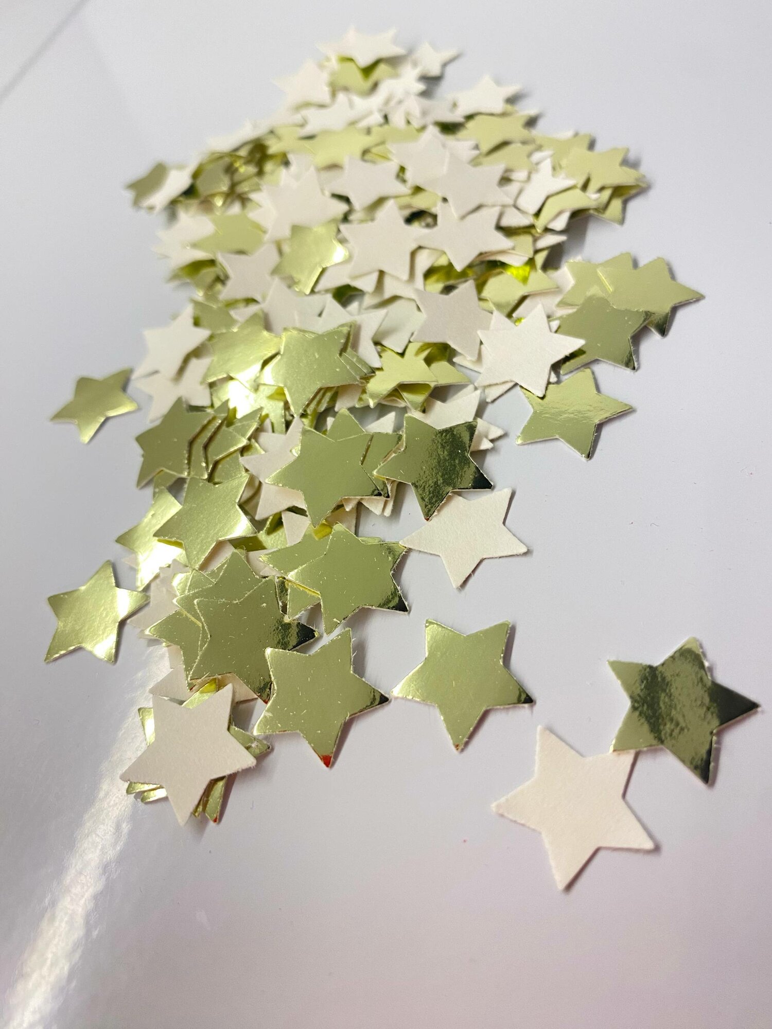 Конфетти "звезды" золотые односторонние зеркальные для праздника, вечеринок, подойдет для скрапбукинга 1,5 см 10 г