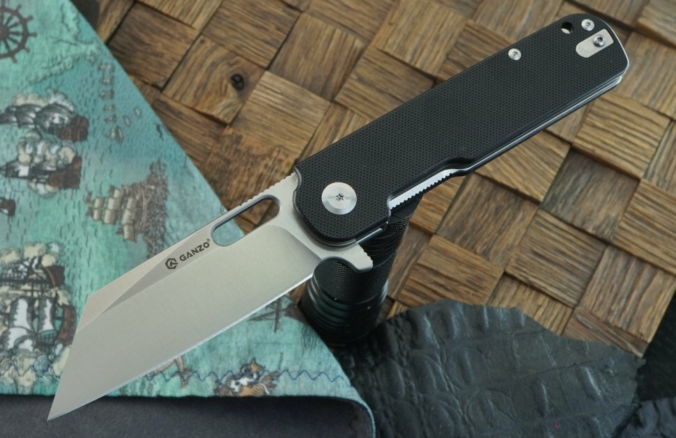 Складной нож Ganzo G770-BK, сталь D2, рукоять черный G-10