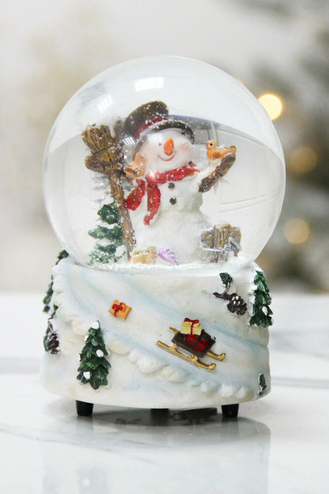 Музыкальный снежный шар снеговик С двумя птенчиками, полистоун, стекло, 15 см, батарейки, Sigro 50-2112