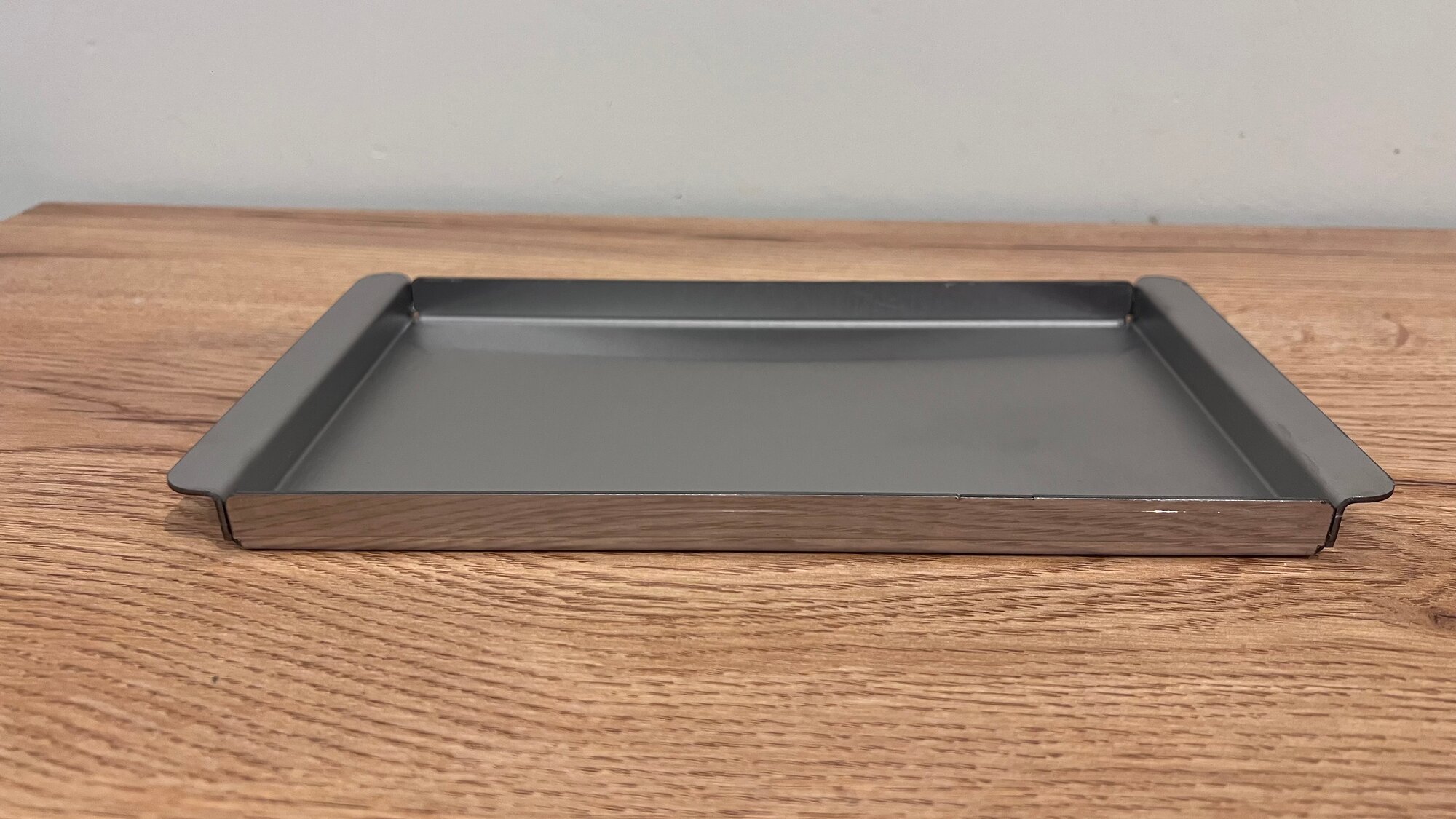 Поднос металлический нержавеющий интерьерный декоративный дизайнерский для сервировки и украшений