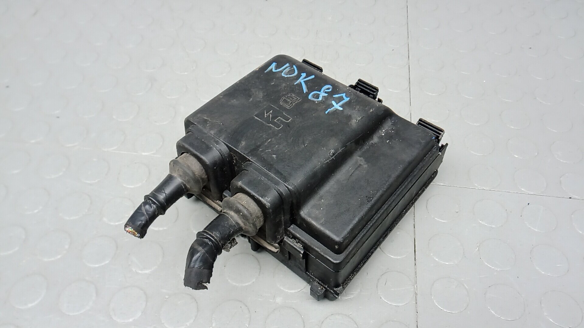 Блок предохранителей FORD FOCUS 4, Номер jx6t14d068ae