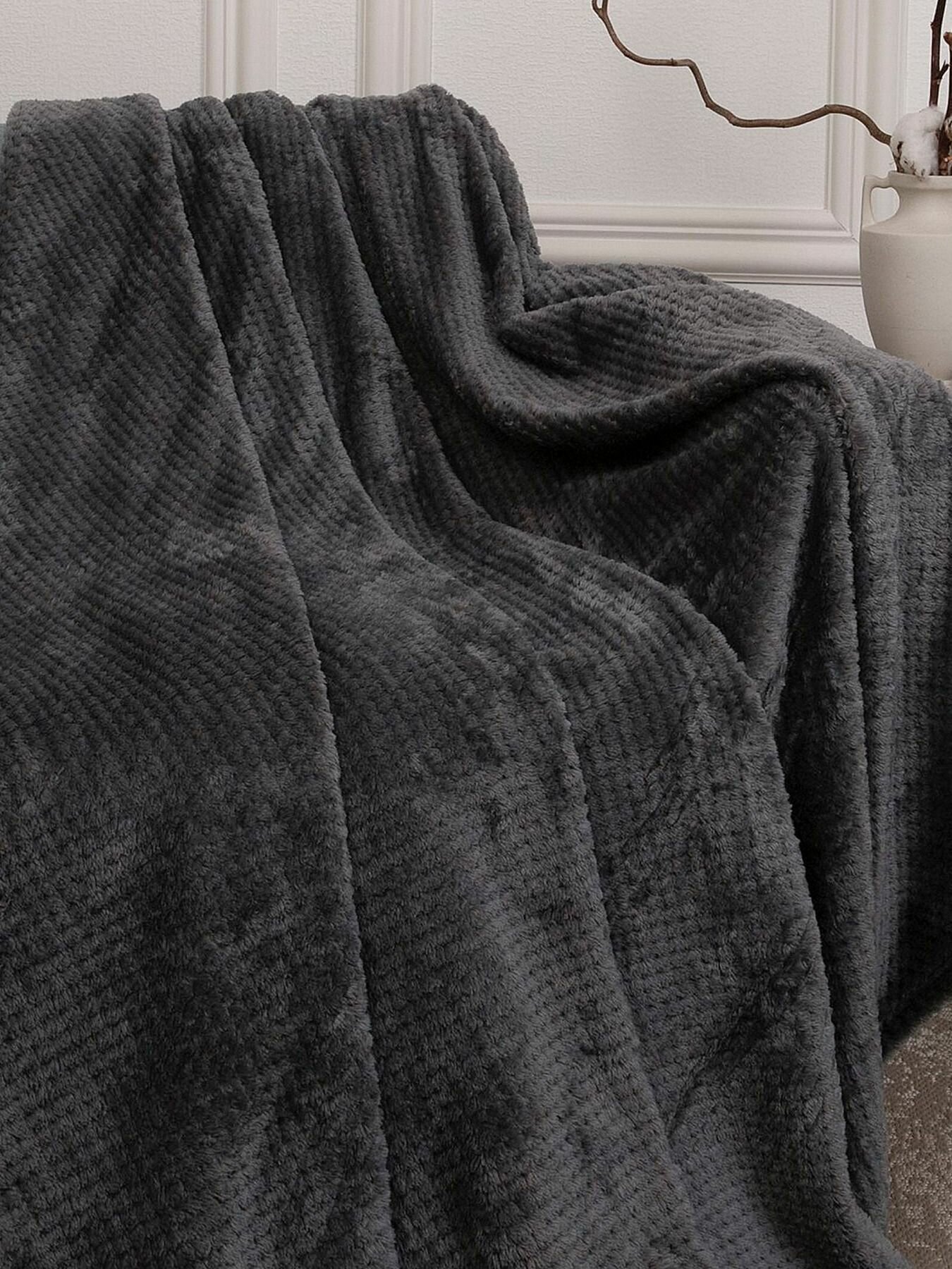 Плед La Notta "Велсофт", 150 см х 200 см, черный, гипоаллергенный