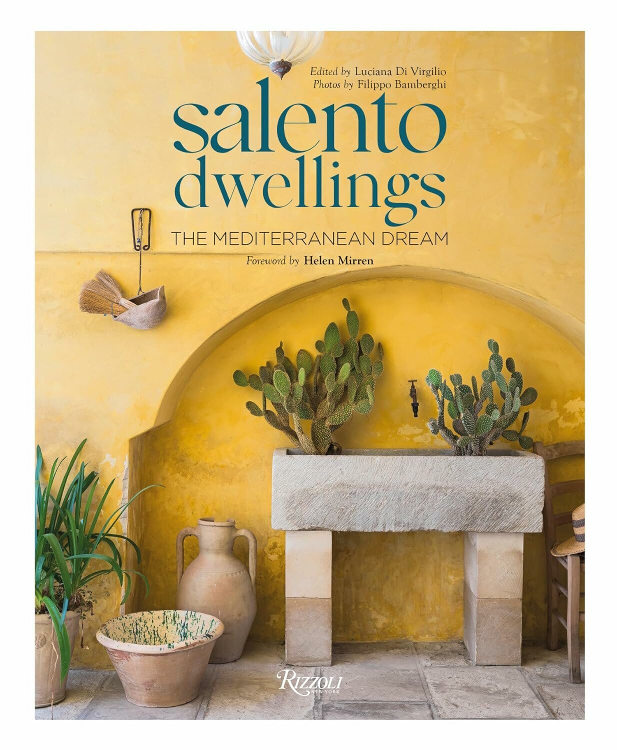 Salento Dwellings: Meditererranean Signs