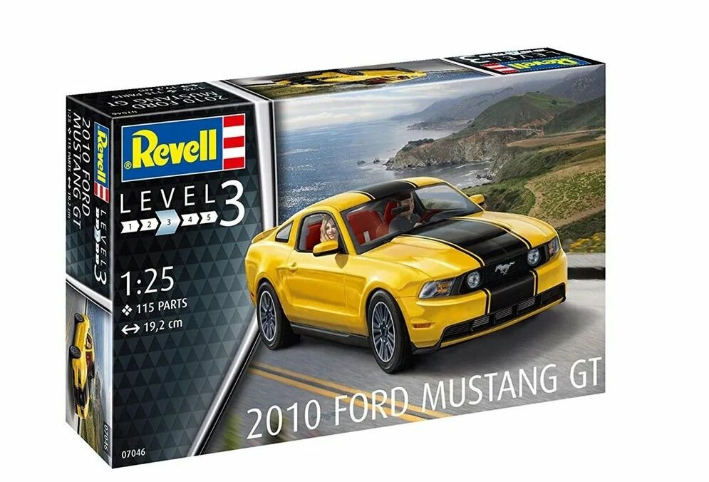 07046 Сборная модель Автомобиль 2010 Ford Mustang GT Масштаб 1:25
