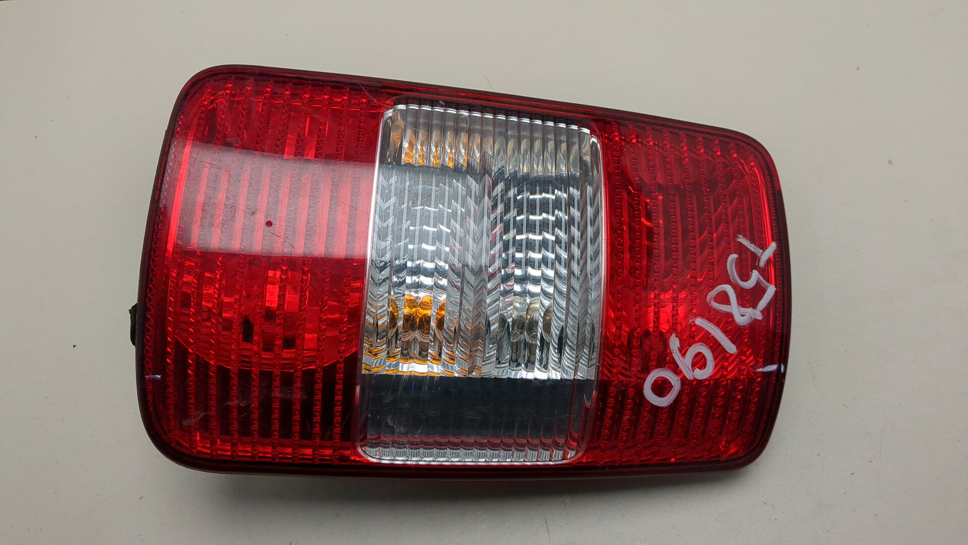 Фонарь (задний) правый Volkswagen Caddy Б/У