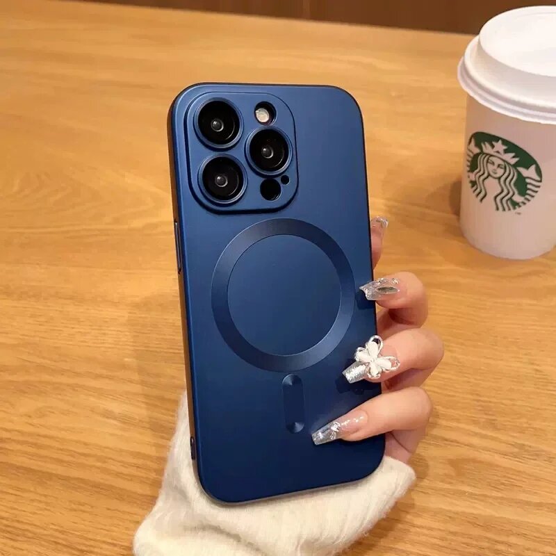 Синий чехол Magsafe для iPhone 15