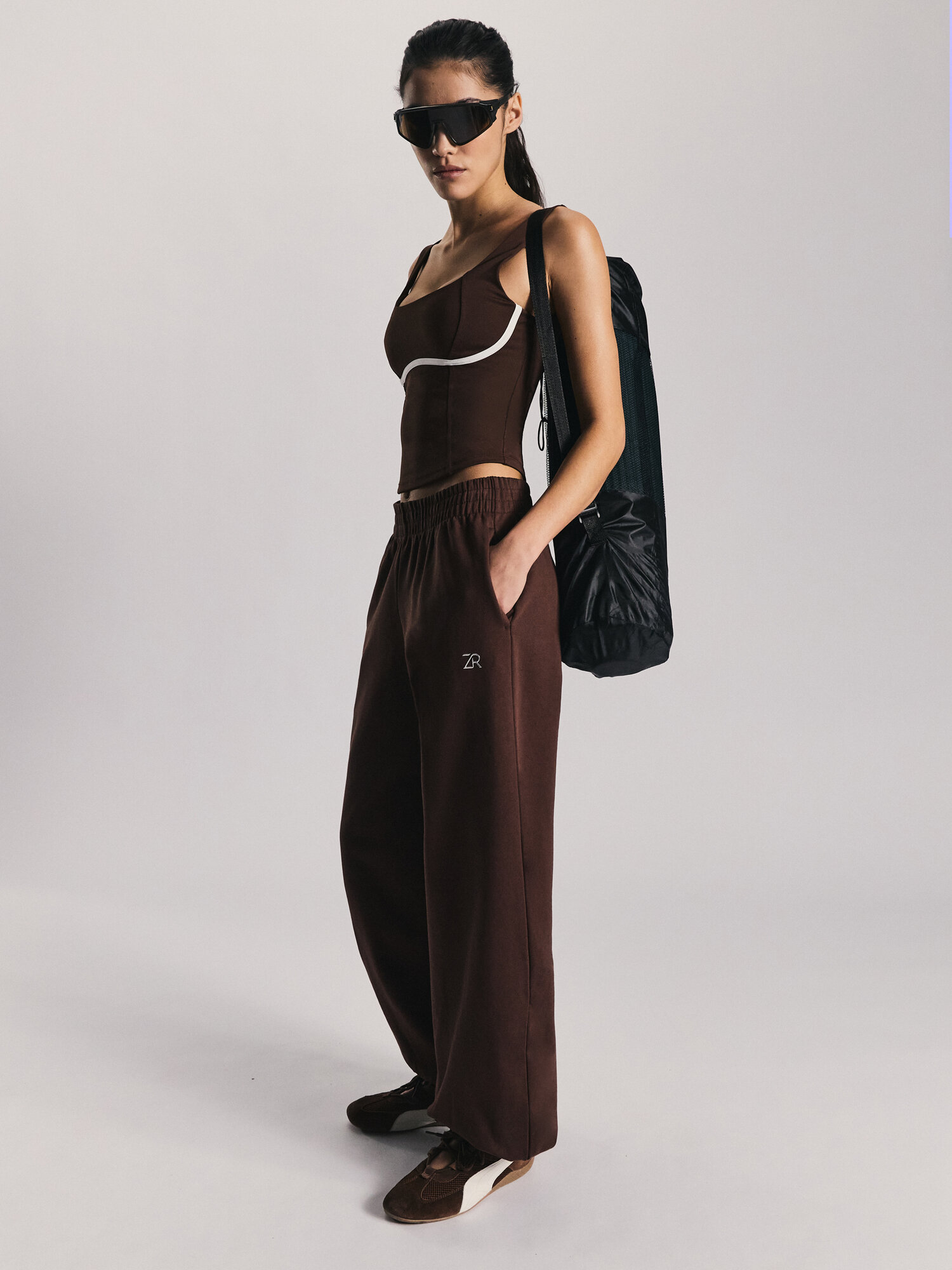 Брюки джоггеры